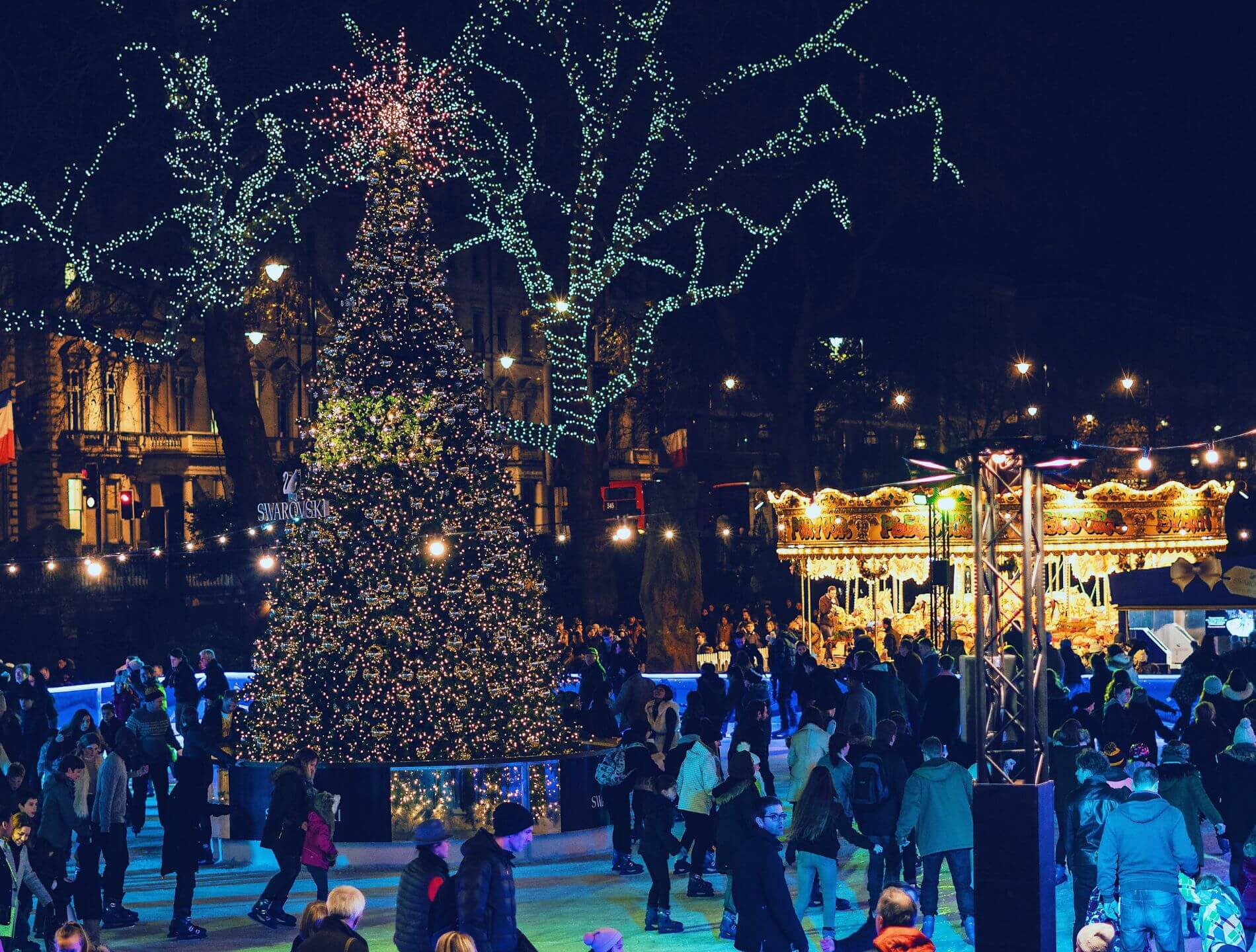 Best Things To Do In London In Winter - Buddy The Traveling Monkey